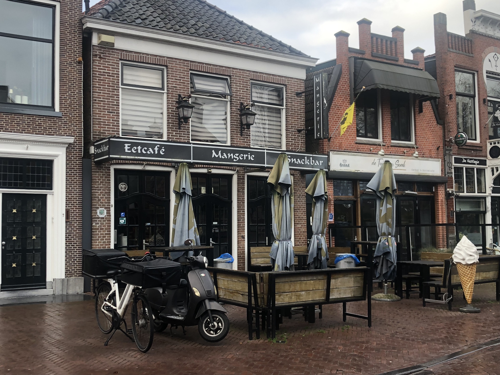 Cafetaria Eetcafé De Mangerie met bovenwoning Sneek - Hospitality Makelaar